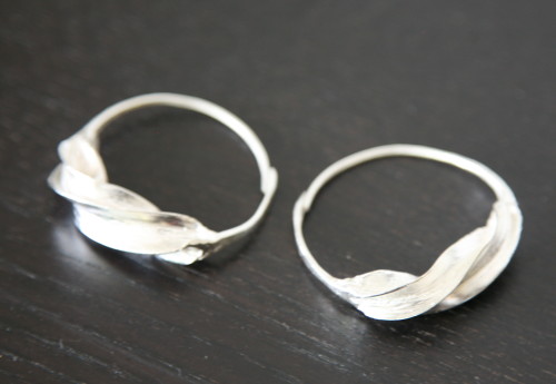 Silver Fulani earrings – small version : Fulaba | Exclusive Jewelry ...